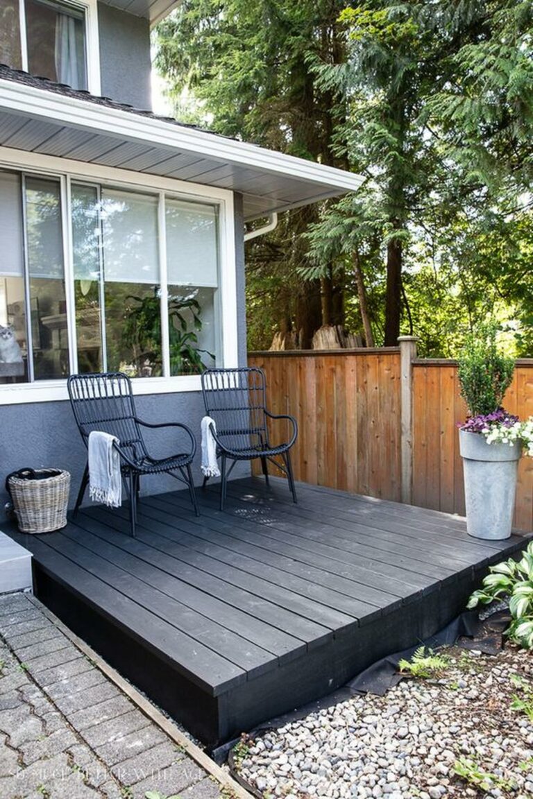 30 Small Deck Decorating Ideas for Outdoor Enjoyment