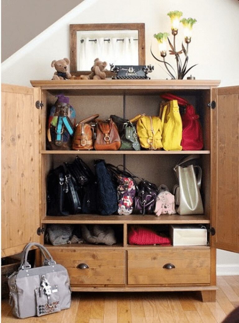 17 Brilliant Bag Storage Ideas for a Clutter-Free Space