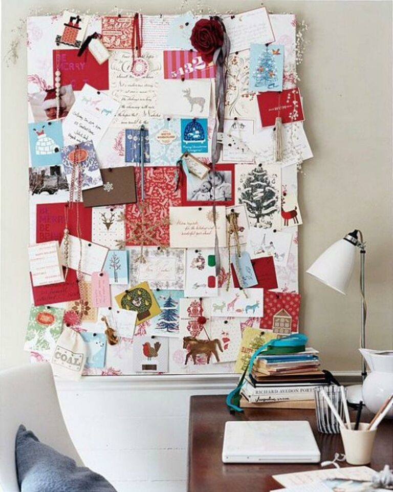 44 Magical Christmas Card Display Ideas