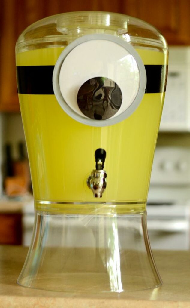 29 Playful and Simple Minion Party Ideas