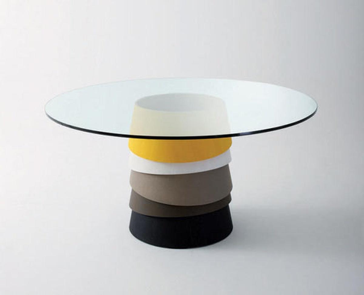 8 Exquisite Glass Coffee Tables That Transform Living Spaces