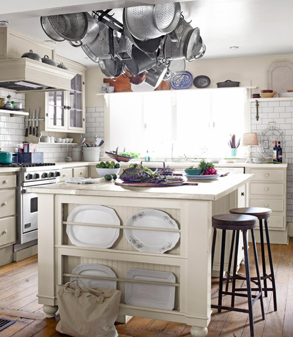 15 Clever Plate Storage Ideas for Tidy Kitchen Spaces