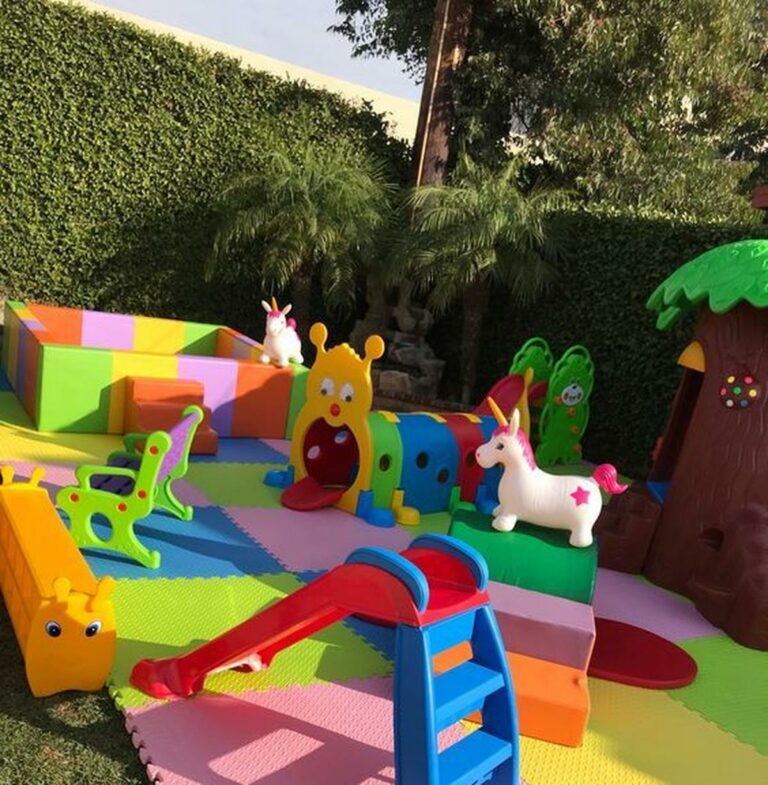 30 Whimsical Outdoor Play Areas to Spark Kids' Imagination