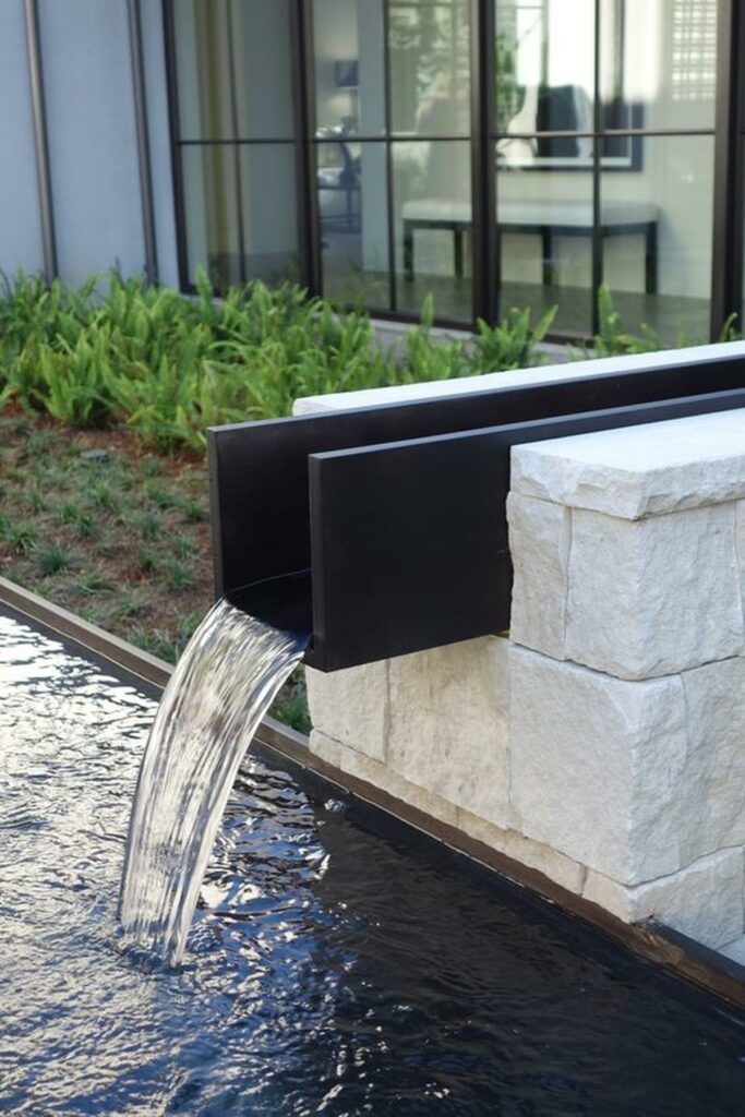 39 Elegant Water Features for Outdoor Areas