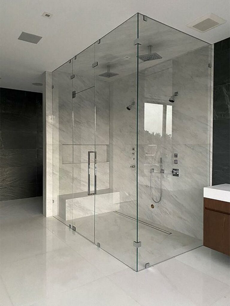 33 Stylish Showers Featuring Glass Door Designs