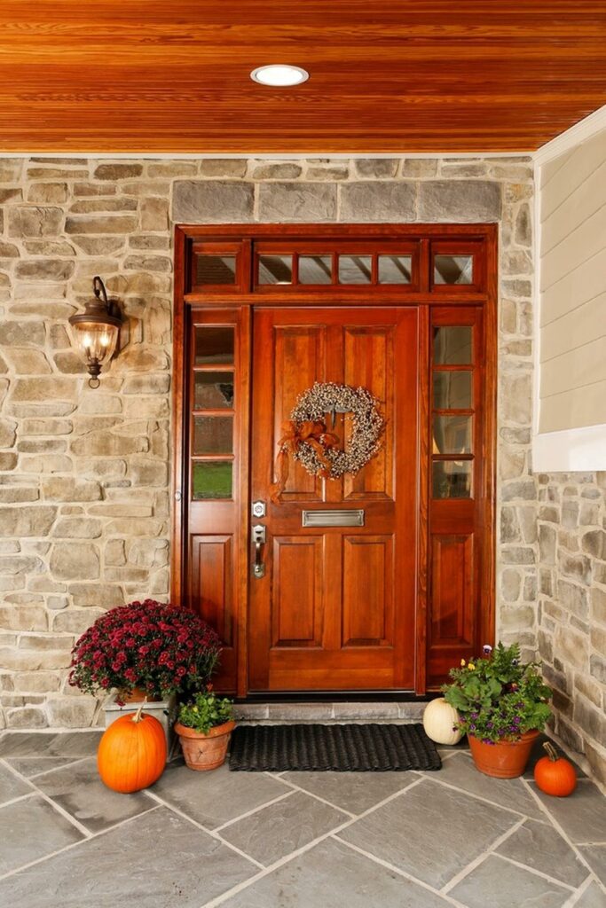 66 Charming and Welcoming Fall Front Door Decor Ideas