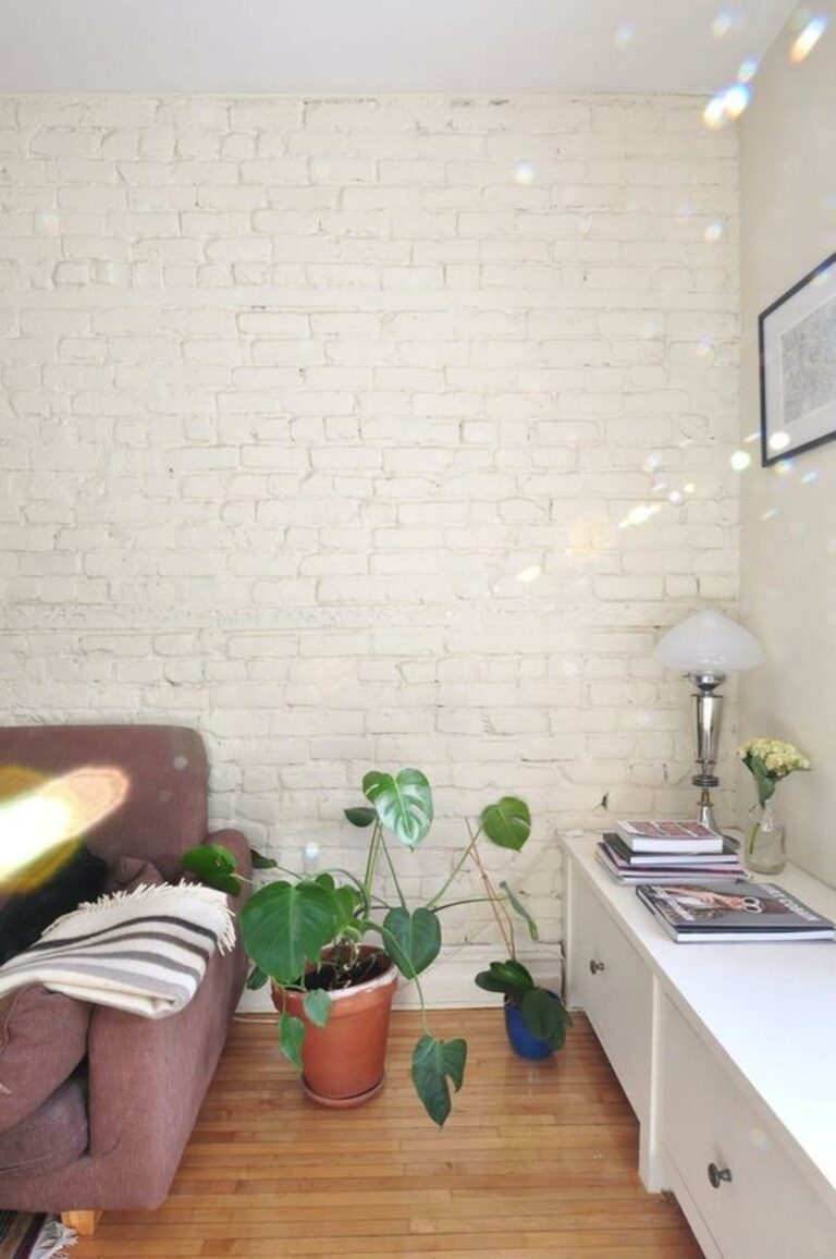 25 Elegant Whitewashed Walls Ideas For Chic Living Spaces