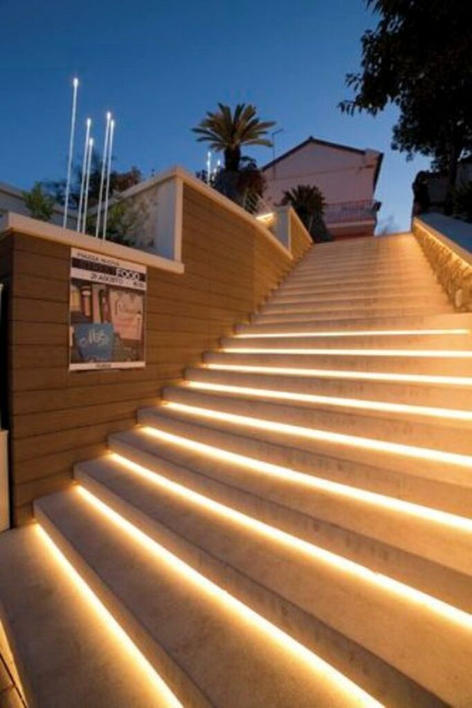 36 Beautiful Outdoor Step Lighting Inspirations