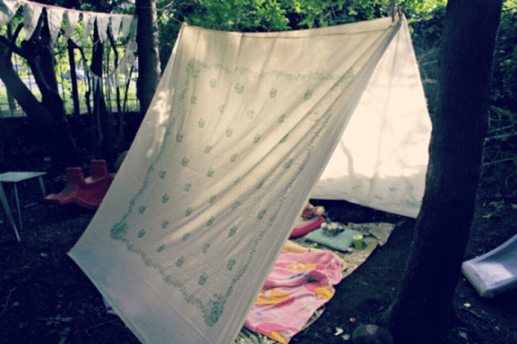 8 Easy DIY Outdoor Tent and Teepee Projects for Backyard Fun