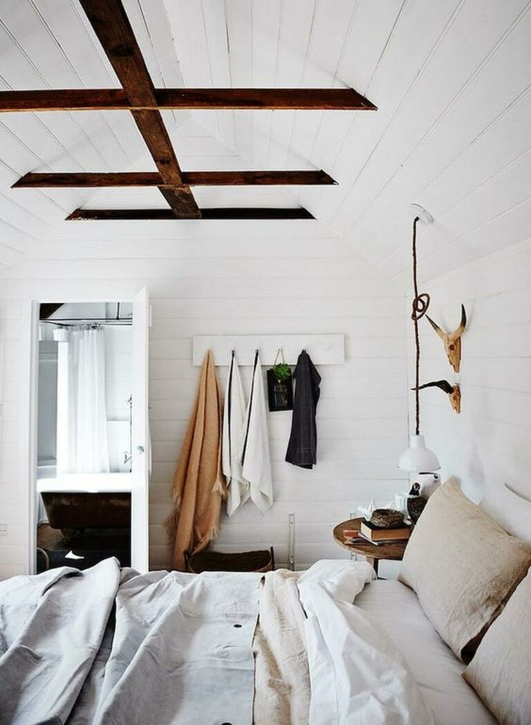 25 Gorgeous Minimal White Wall Decor Ideas To Transform