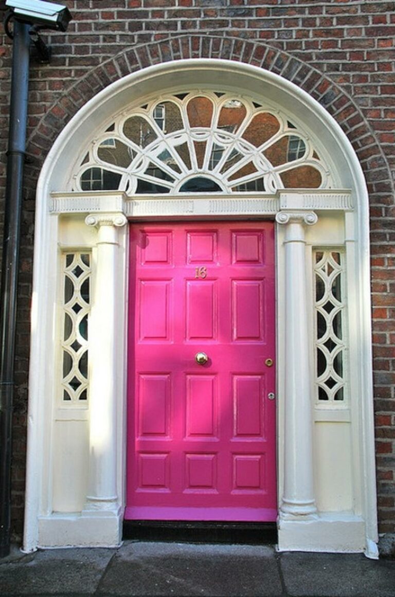 15 Trendy Pink Front Door Ideas That Turn Heads