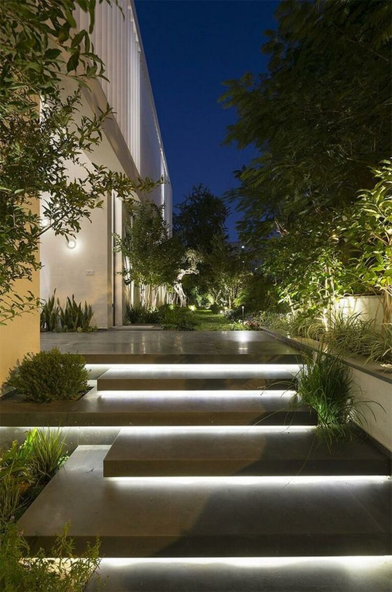 36 Beautiful Outdoor Step Lighting Inspirations