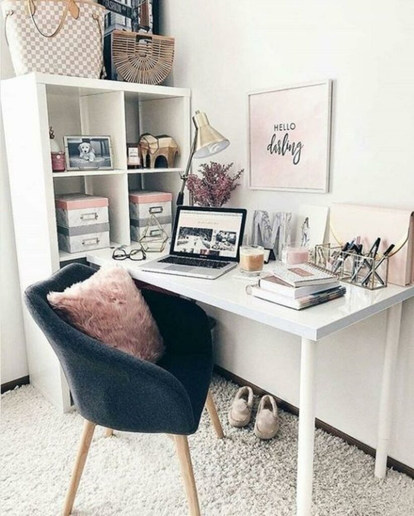 25 Brilliant Ways To Transform Your Office Into A Cozy Home