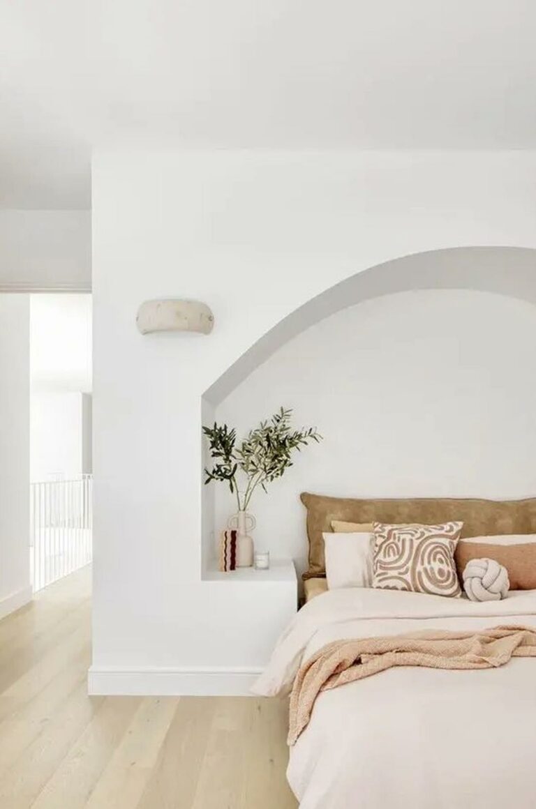 51 Elegant Arched Niche Designs and Styling Tips