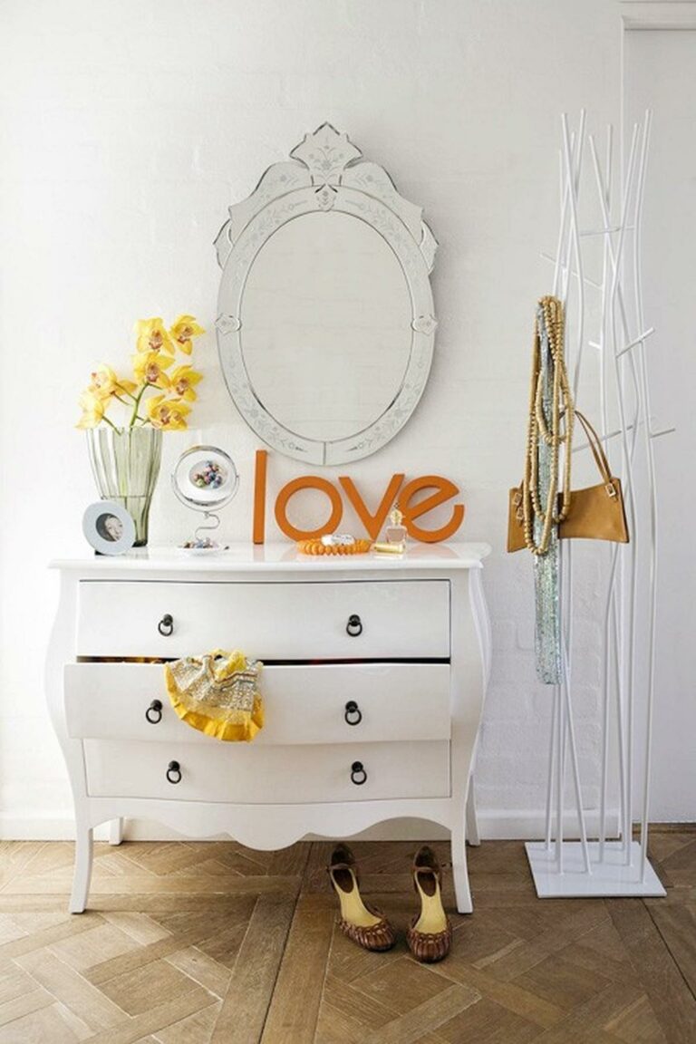 25 Creative Word Art Decor Ideas to Personalize Your Walls