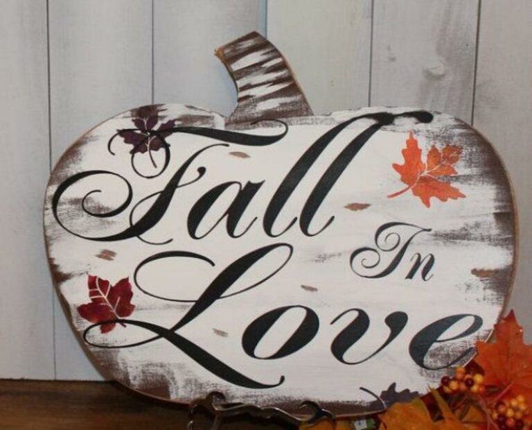 56 Enchanting and Whimsical Fall Signs to Welcome Autumn