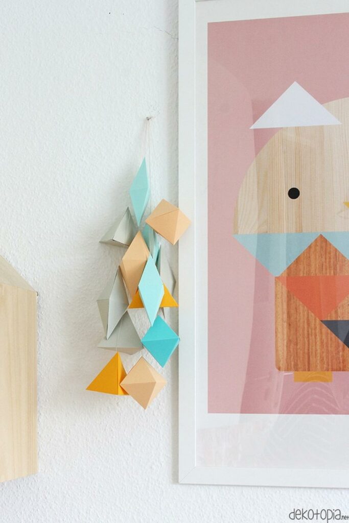 14 Gorgeous DIY Paper Wall Decoration Ideas