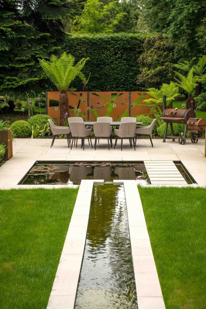 39 Elegant Water Features for Outdoor Areas