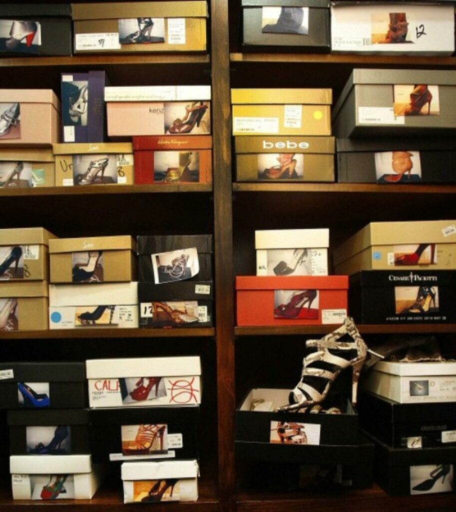 30 Genius Storage Ideas for Girls' Rooms That Save Space