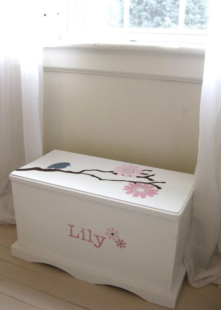 17 Brilliant DIY Toy Box Projects to Organize Your Child's Room