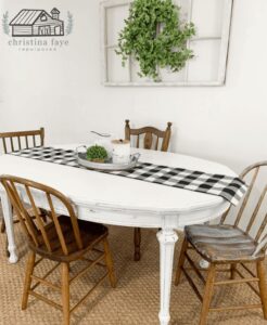 30 Stunning Dining Table Centerpieces to Light Up Your Dining Room