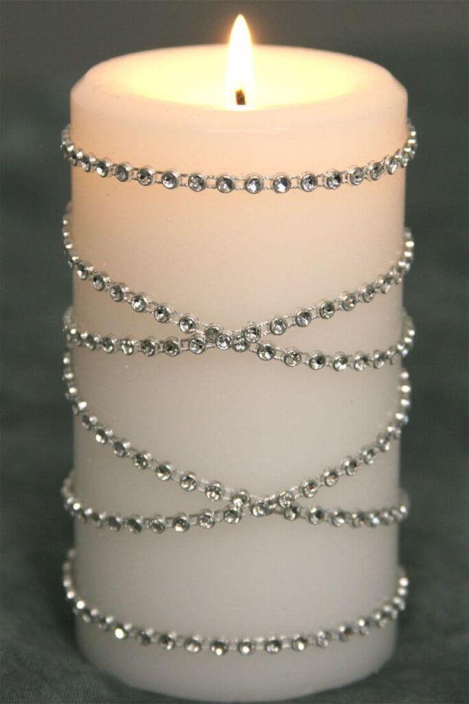 32 Simple Ideas for Decorating Candles