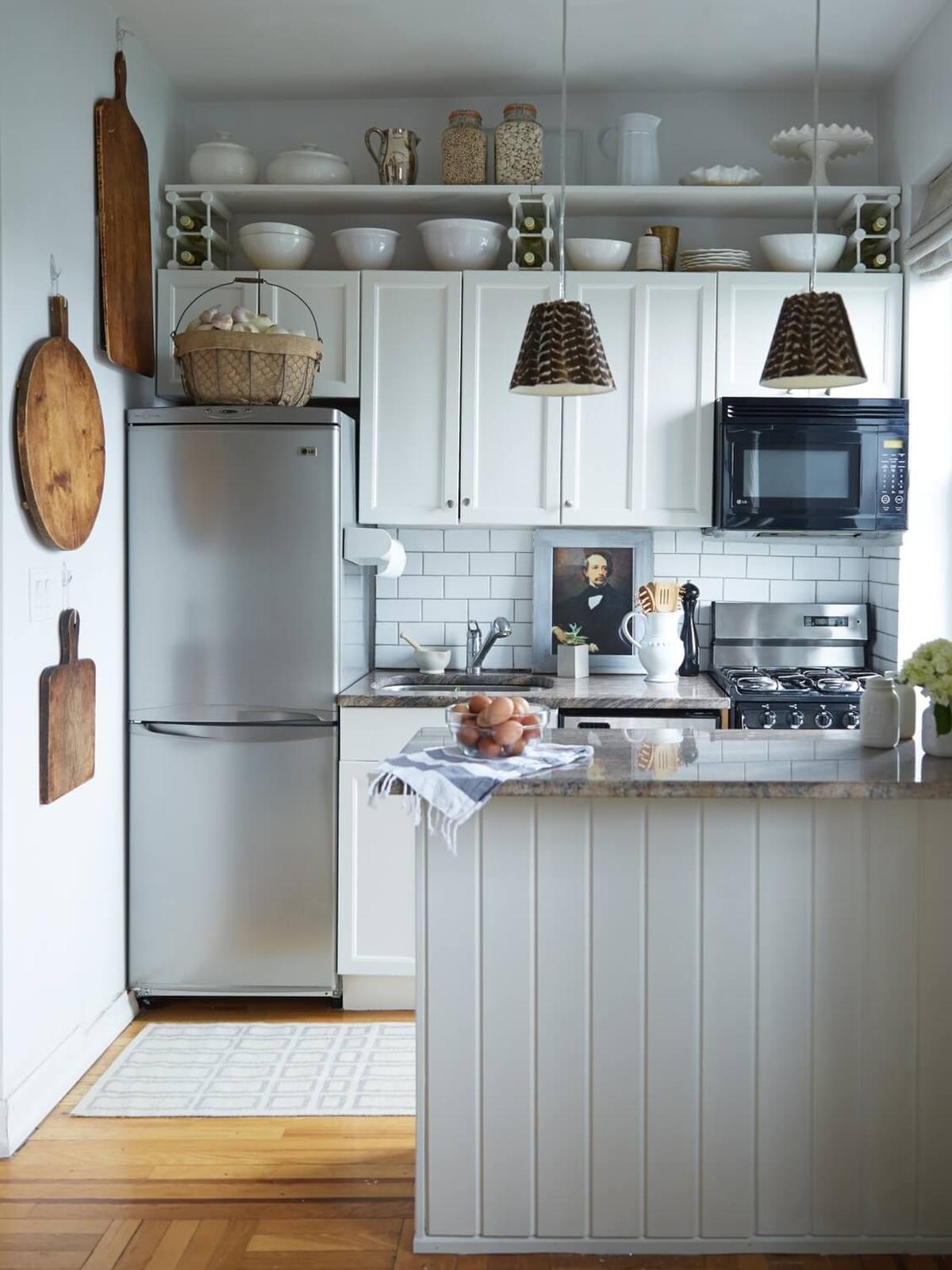 30 Smart Small Kitchen Design Tips to Transform Your Space ...