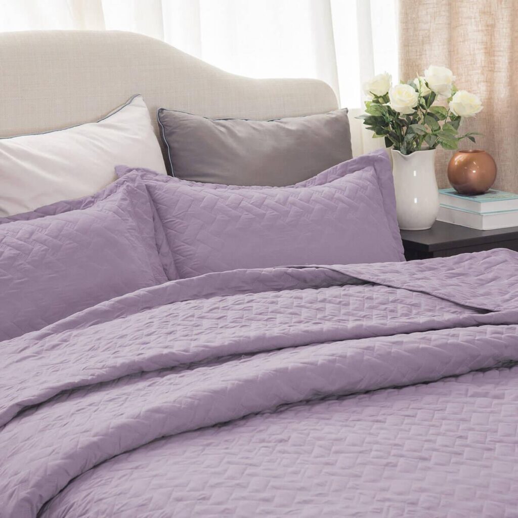 40 Must-Have Bedding Sets for Cozy and Comfy Nights