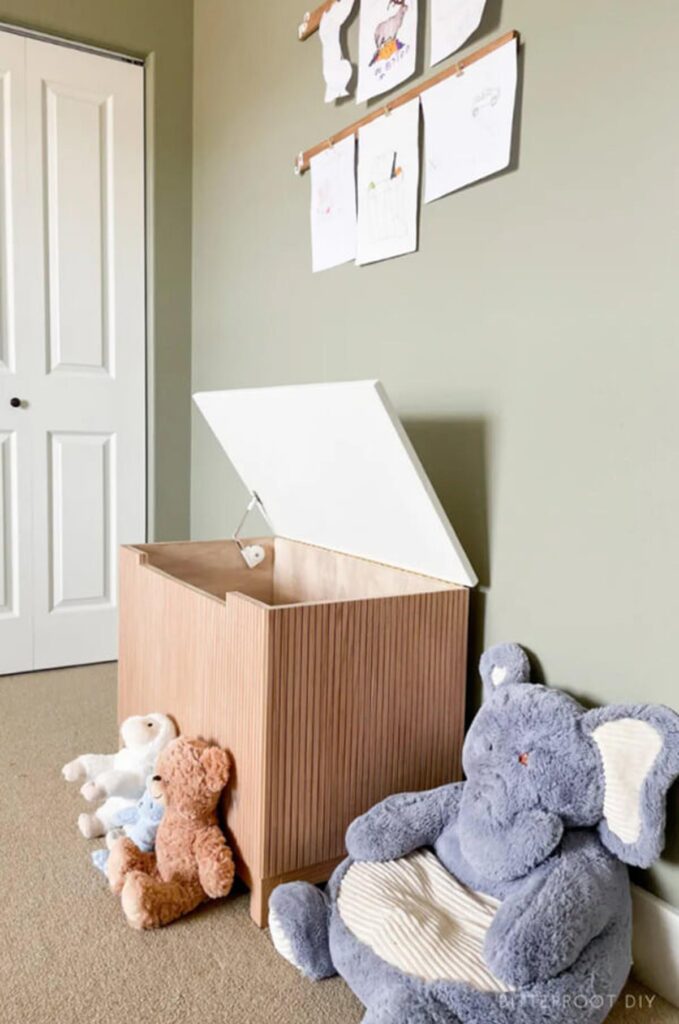 17 Brilliant DIY Toy Box Projects to Organize Your Child's Room