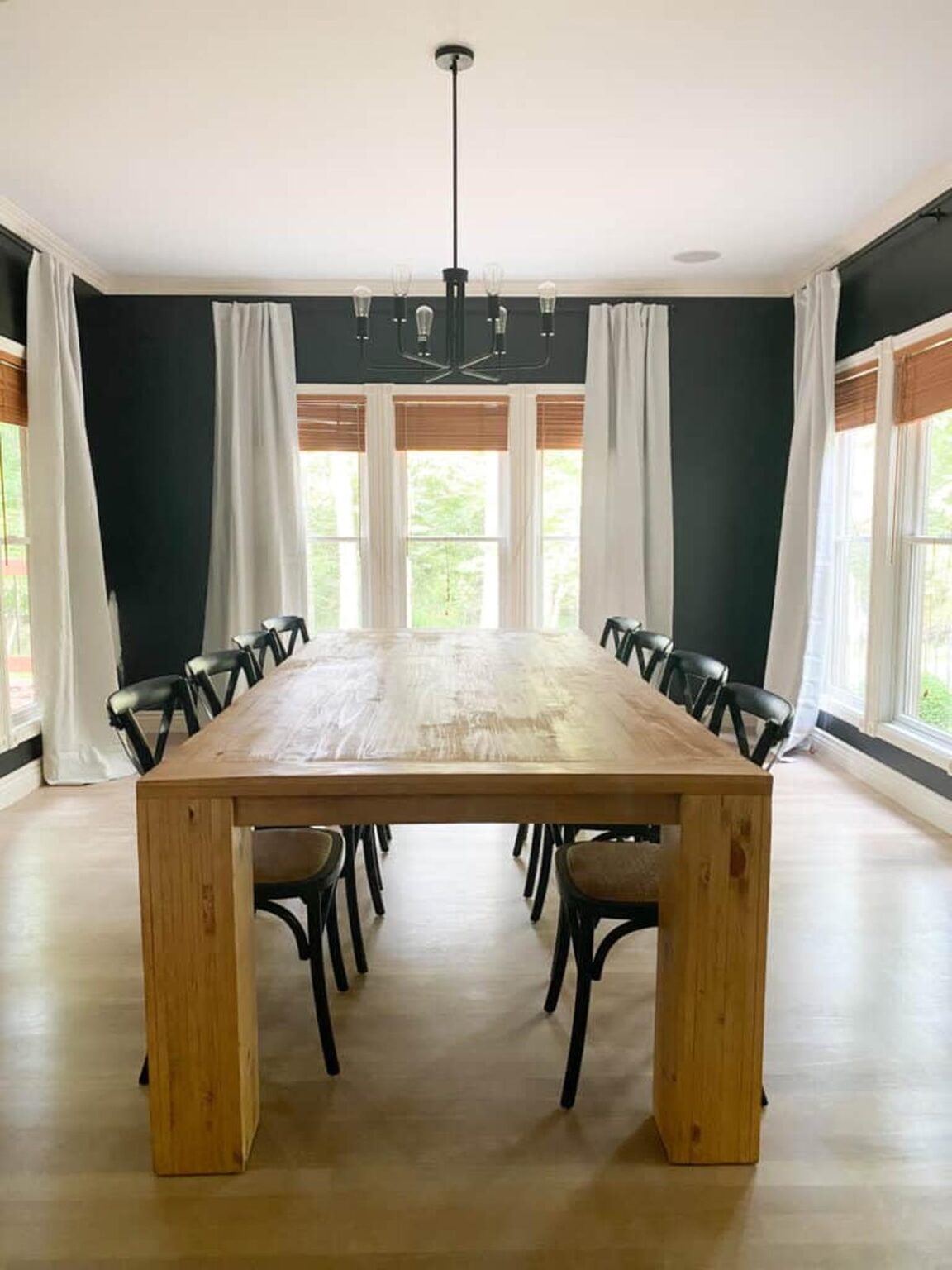 22 DIY Dining Table Makeover Ideas for a Kitchen Upgrade