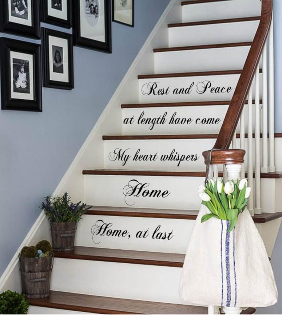 28 Stunning Stairway Decor Ideas for Showcasing Your Styles