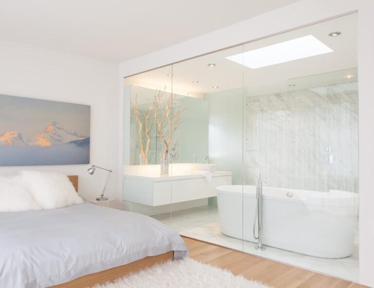 50 Wet Room Designs for a Luxurious Bathroom Experience