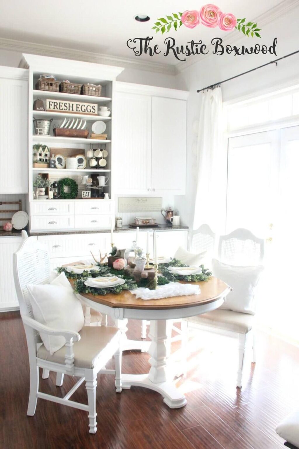 22 DIY Dining Table Makeover Ideas for a Kitchen Upgrade