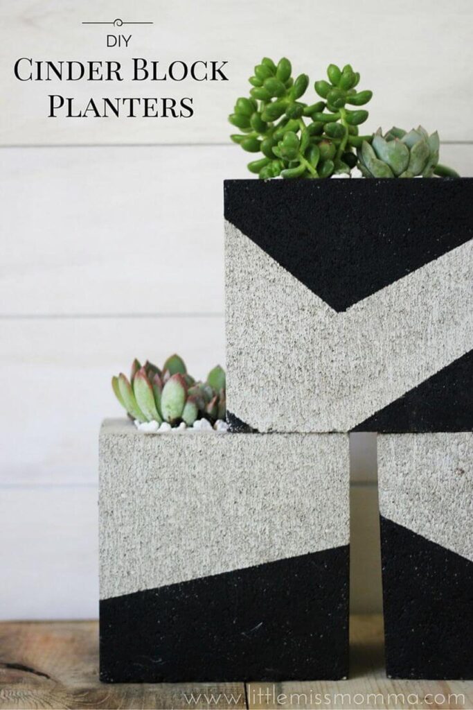 28 Ways to Use Cinder Blocks: From Functional to Stylish