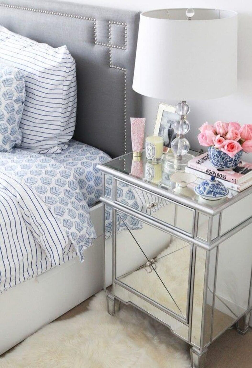 28 Creative Nightstand Tips for a Trendy Bedroom