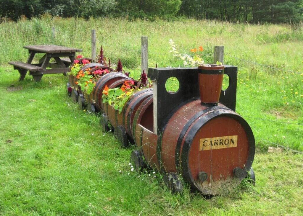 38 Clever Ways to Repurpose Old Wine Barrels
