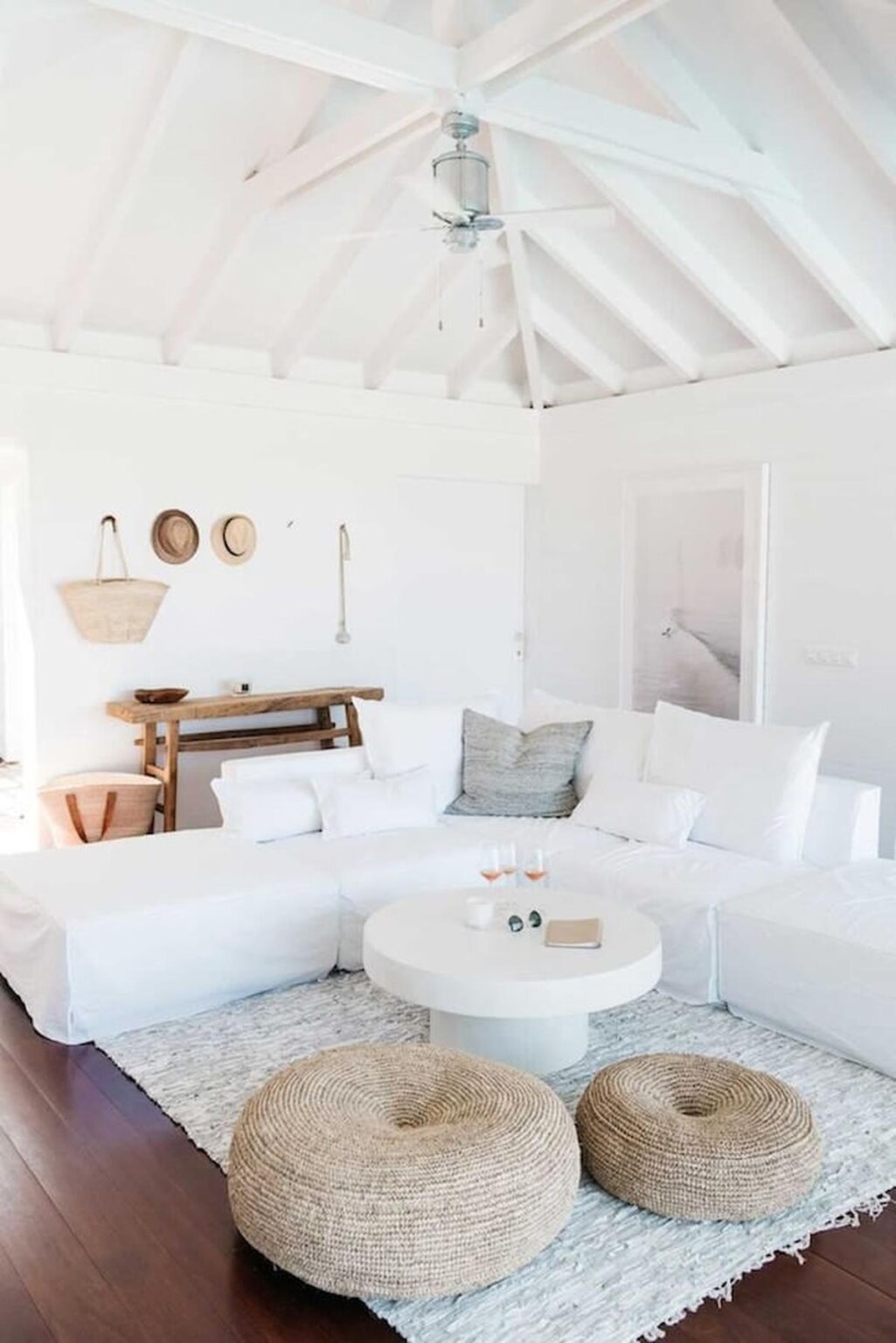 31 Stunning Beach House Interior Design Ideas To Try Out