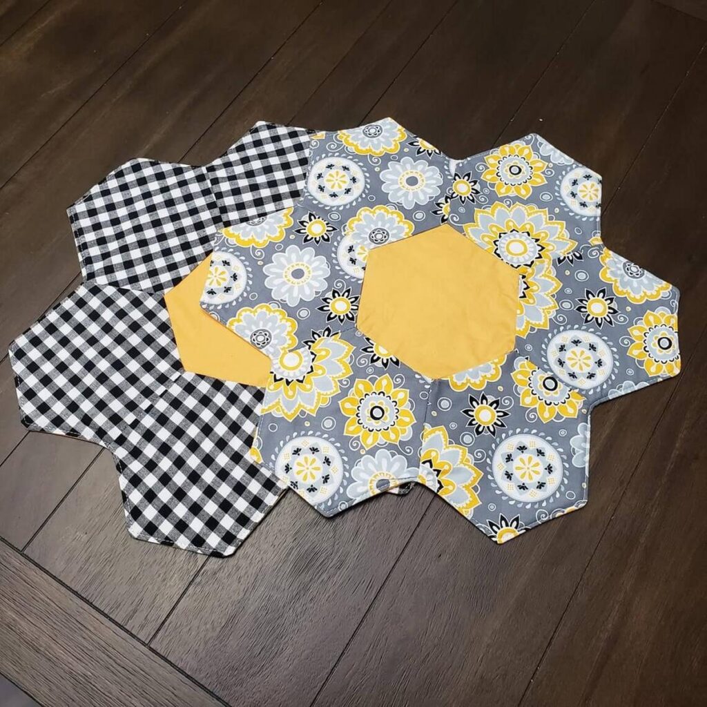 28 Unique Placemat Ideas for Your Next Dinner Party