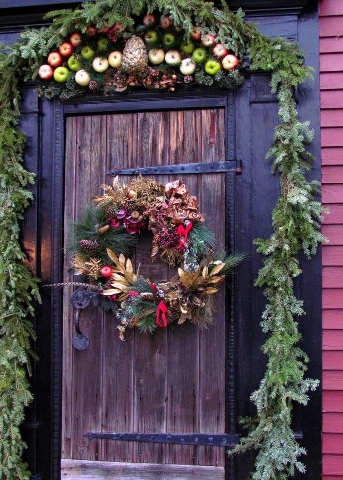 Top 50 Christmas Door Decorations for a Festive Home