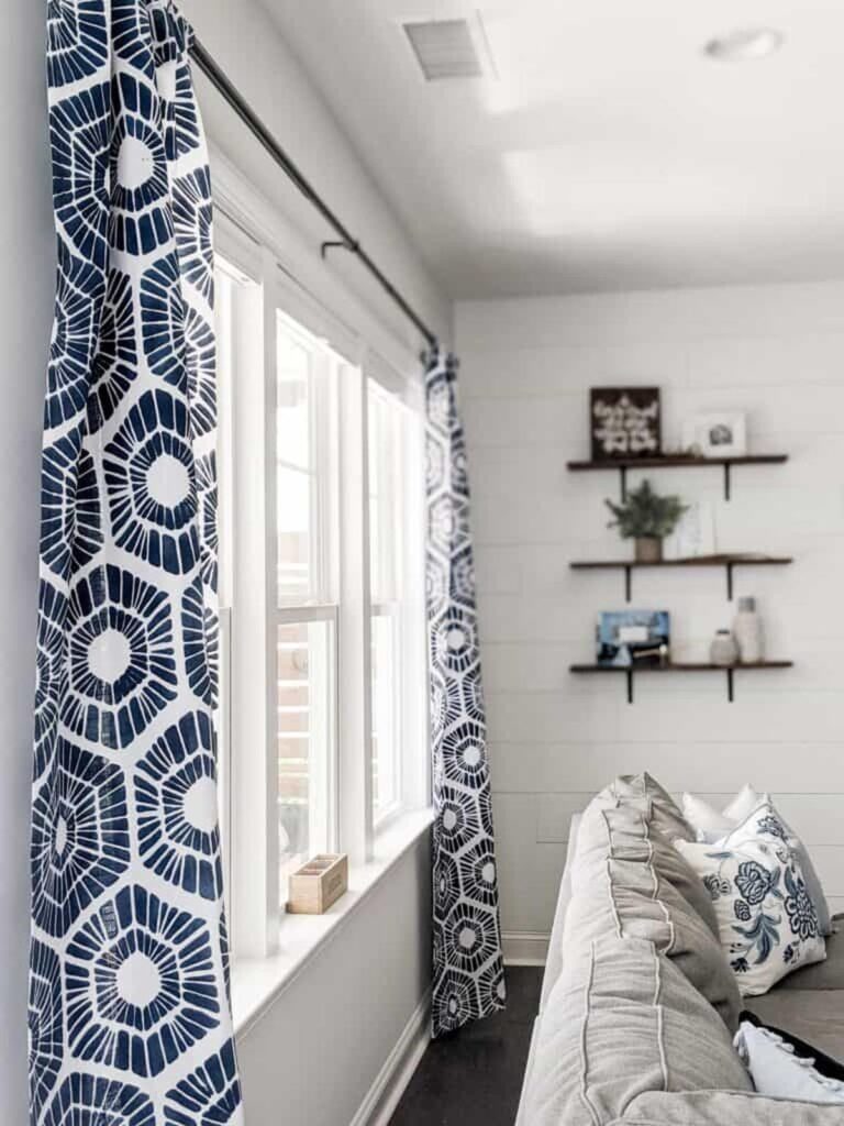 25 DIY Stencil Ideas for Creative Home Makeovers
