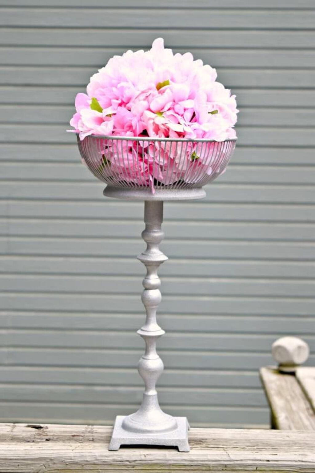 19 Fun Flower Ball Decoration Ideas for a Colorful Home