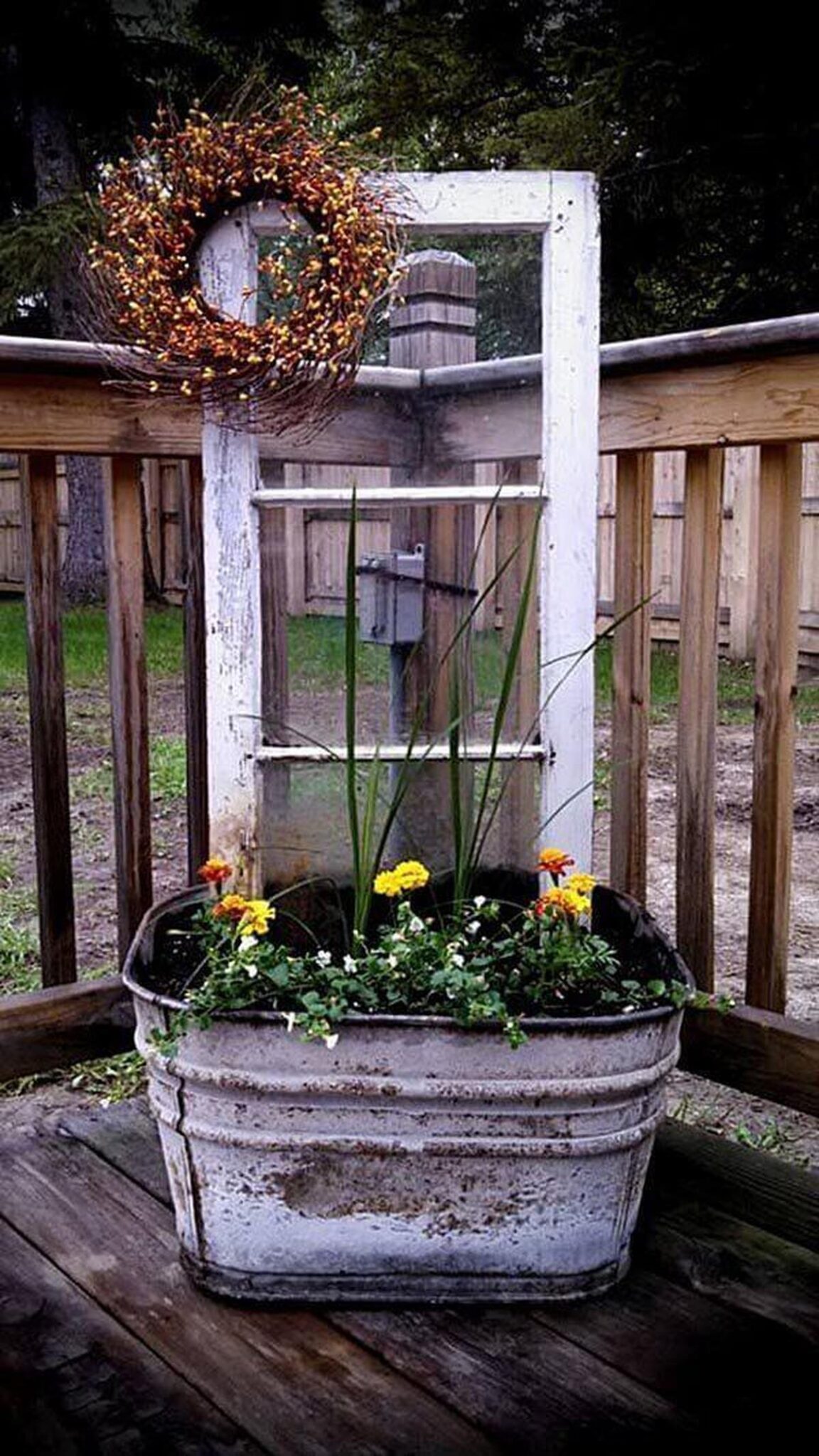 49 Eye-Catching Outdoor Designs Using Old Windows