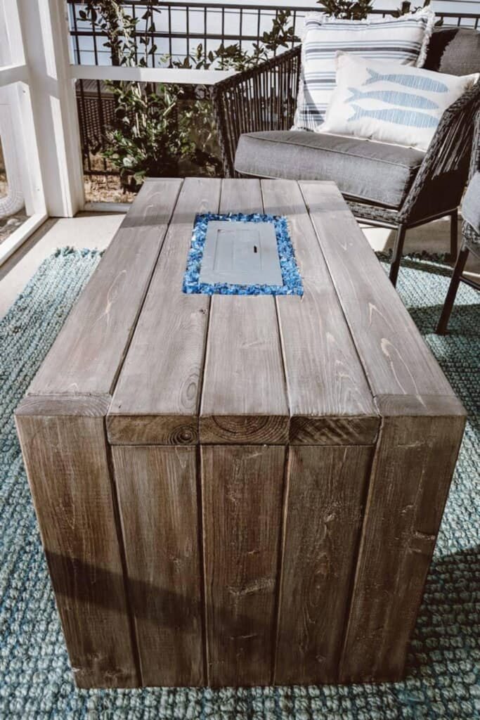 24 Stylish DIY Outdoor Tables to Elevate Your Backyard Entertaining