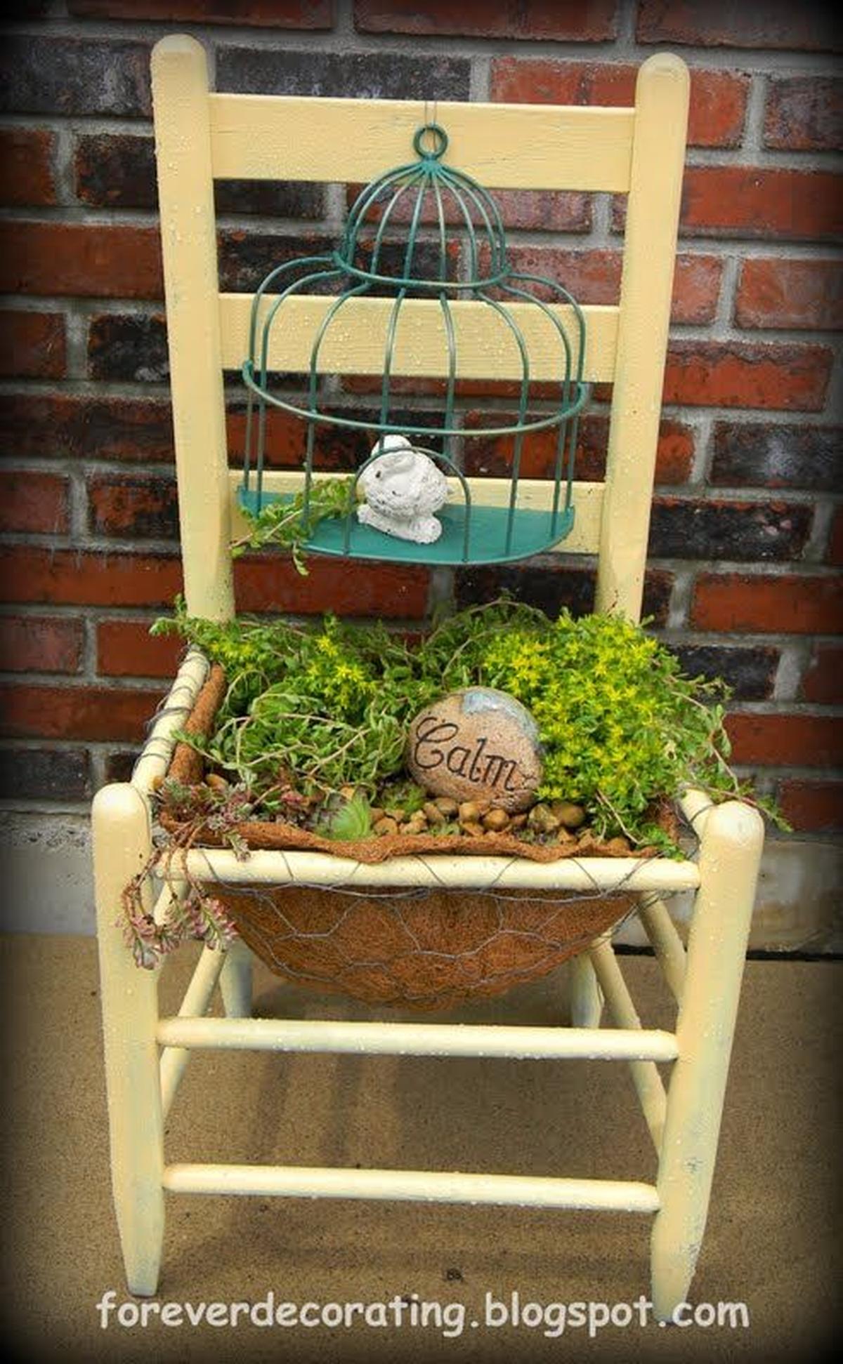 12 Unique Chair Planter Ideas to Elevate Your Garden's Look