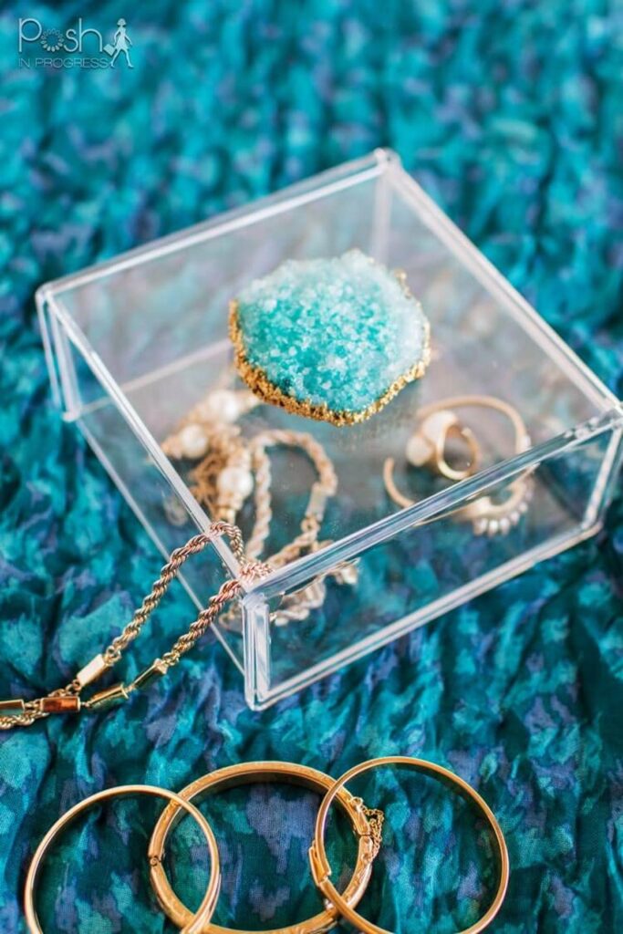 21 Beautiful DIY Jewelry Box Projects for Tidy Spaces