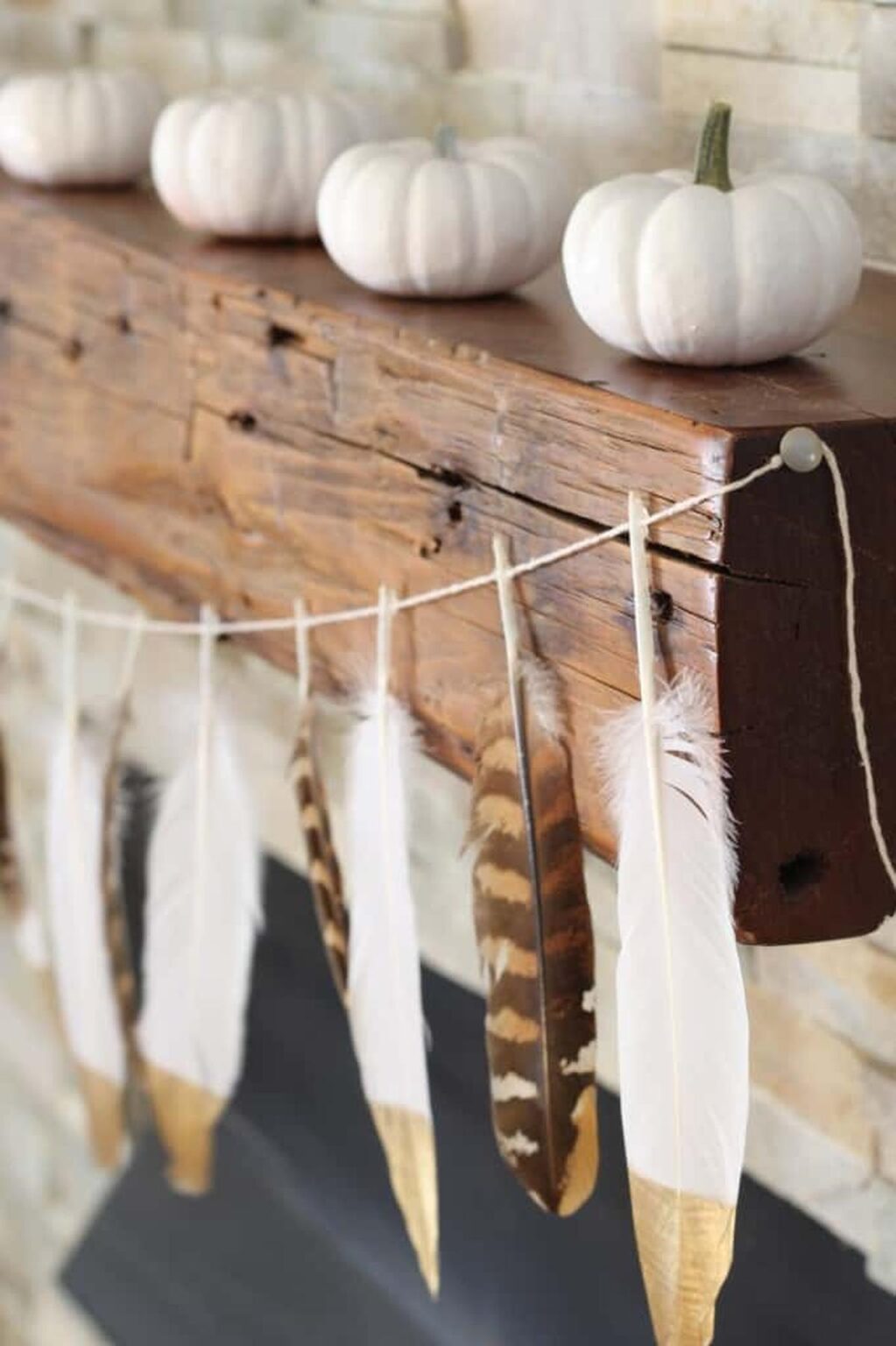 23 Easy DIY Feather Crafts That Inspire Creativity