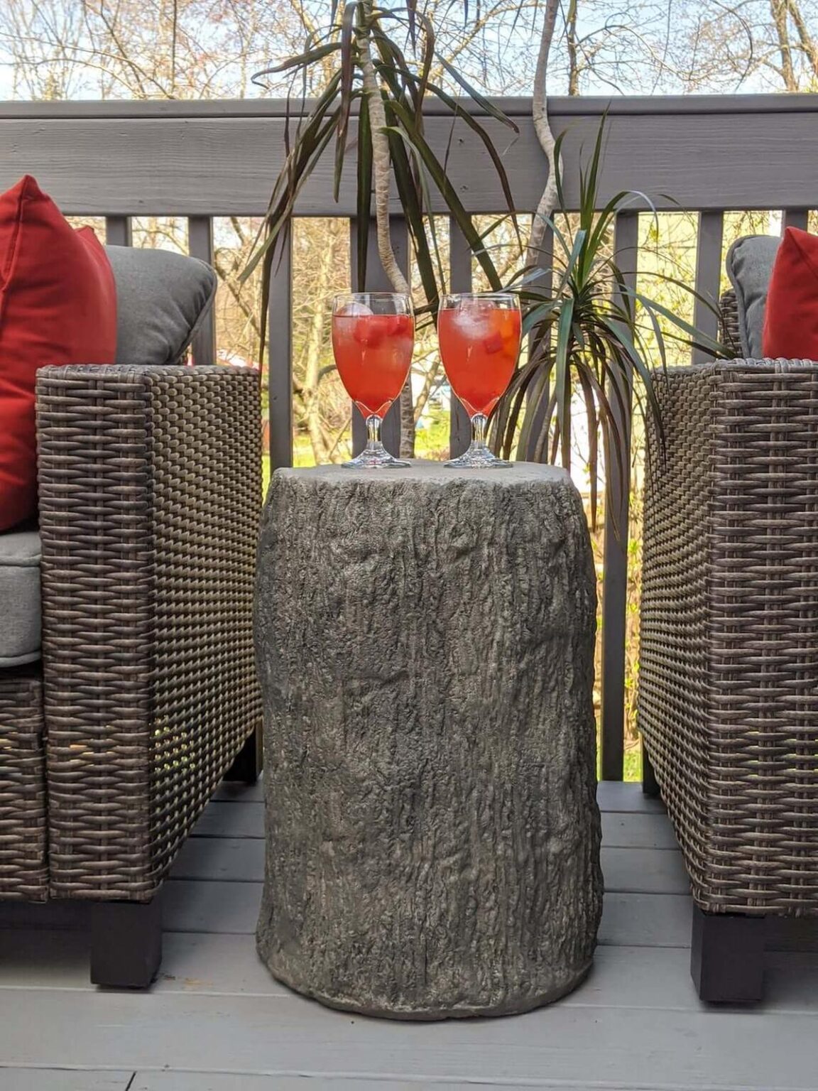 25 Perfect Outdoor Tables for Summer Fun