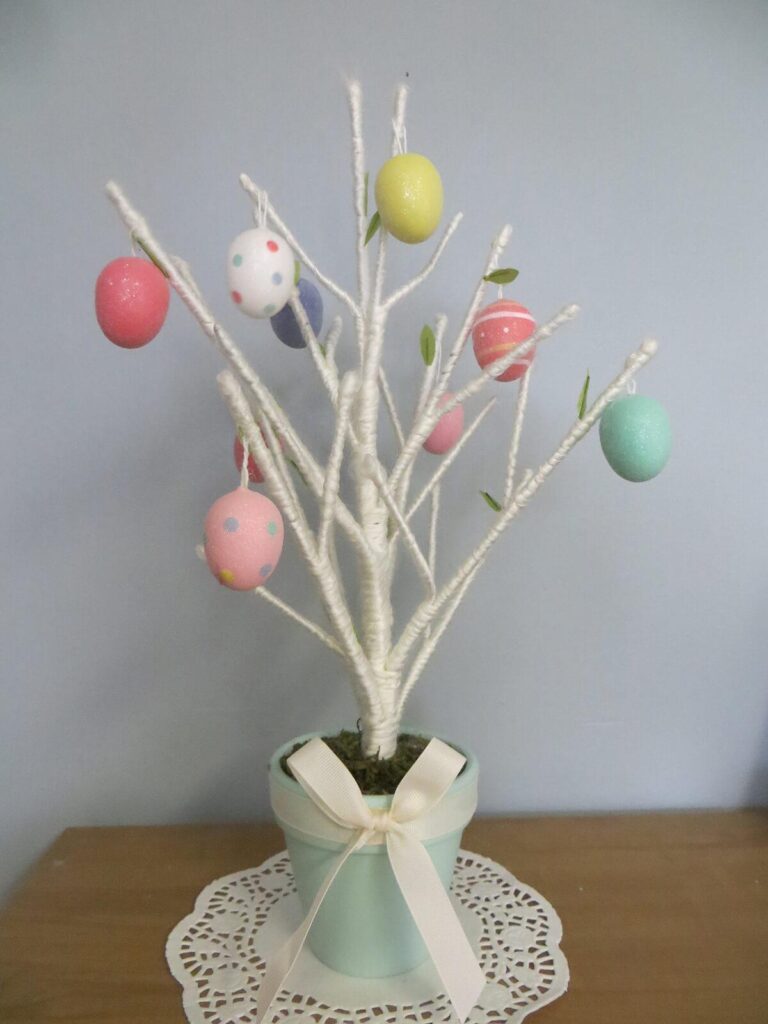 18 Cheerful Easter Egg Tree Ideas to Brighten Your Holiday
