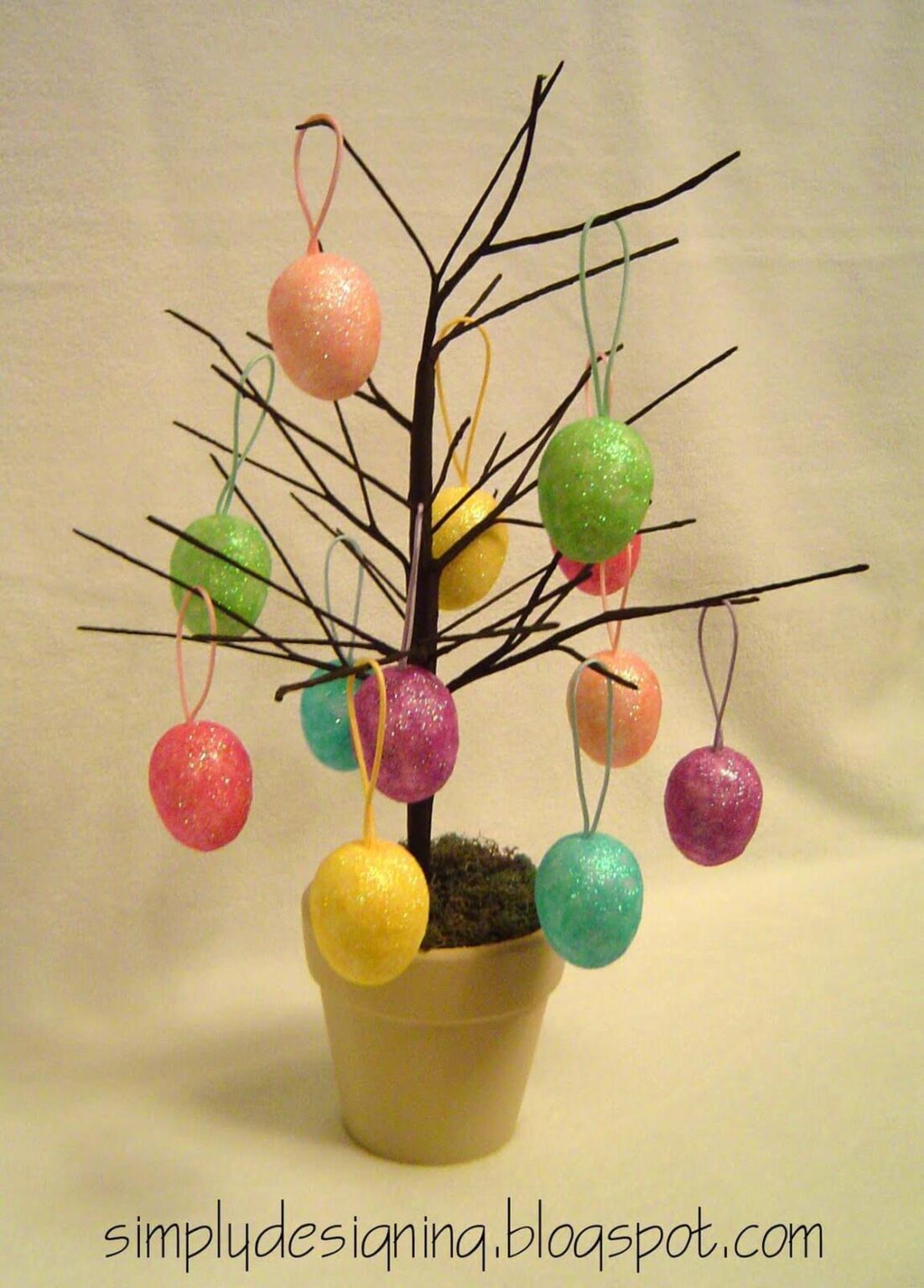 18 Cheerful Easter Egg Tree Ideas to Brighten Your Holiday