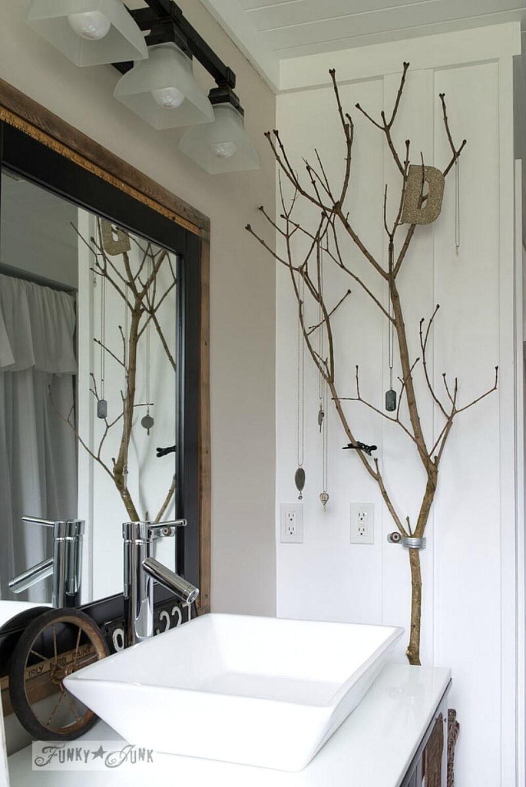 46 Eye-Catching Branch Decoration Ideas That Brighten Any Room